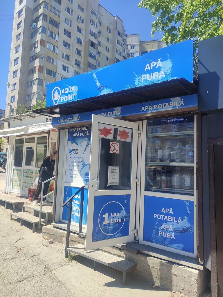 Su satışı Aqua point, Kişinev, foto