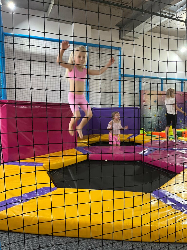 Trambolin merkezi Air Hop, Tver, foto