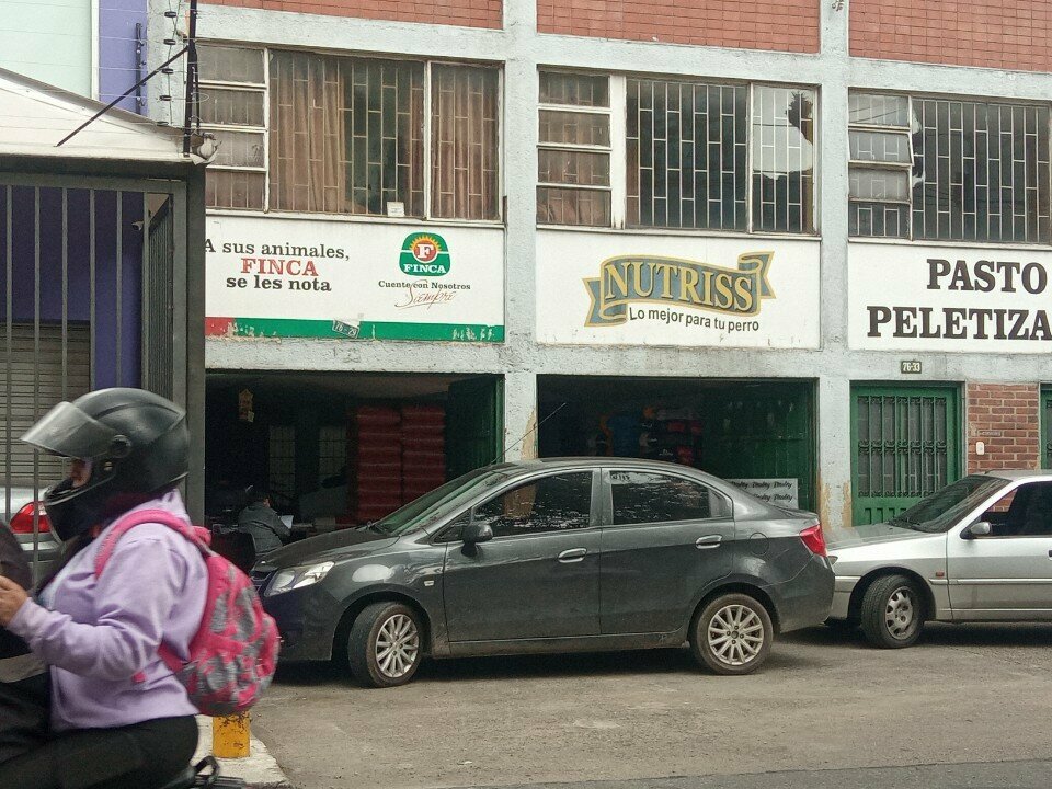 Petshop Nutriss, Bogota, foto