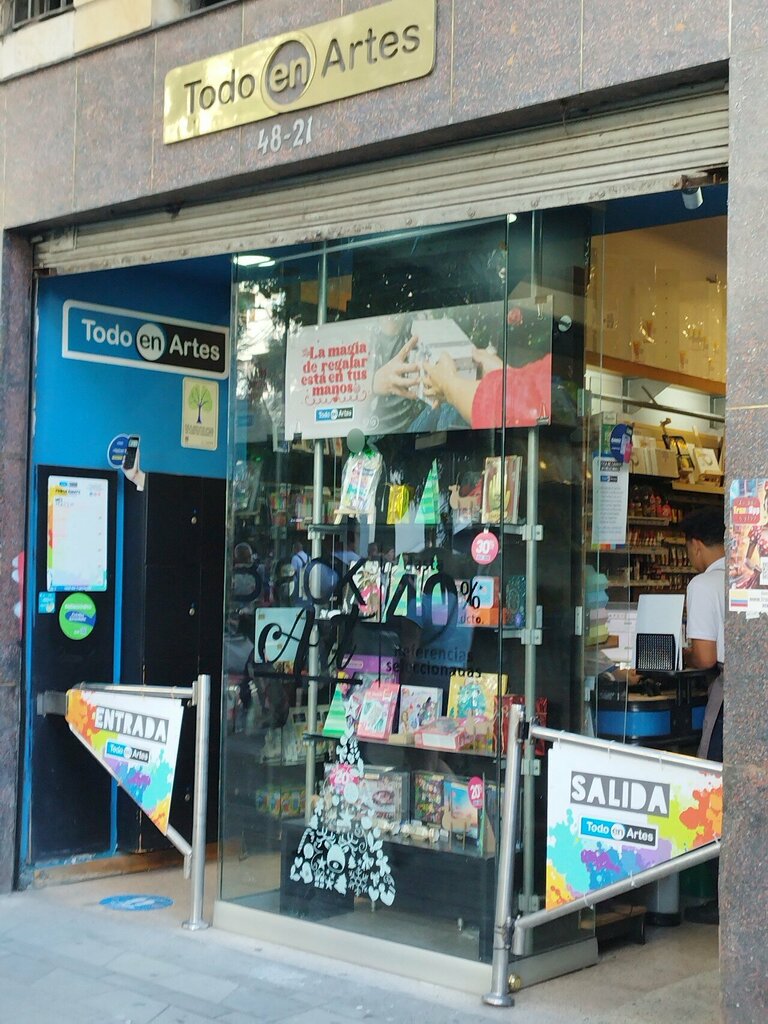 Hobi, elişi için ürünler Everything in Arts Center, Medellin, foto