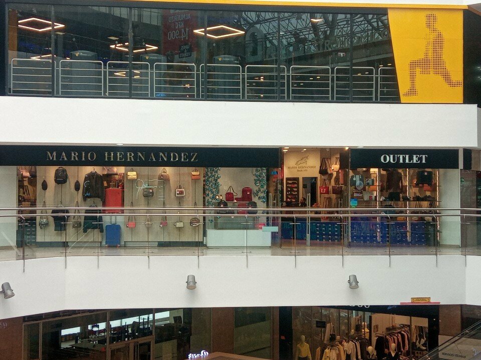 Kürk ve deri giyim mağazaları Mario Hernandez, Bogota, foto