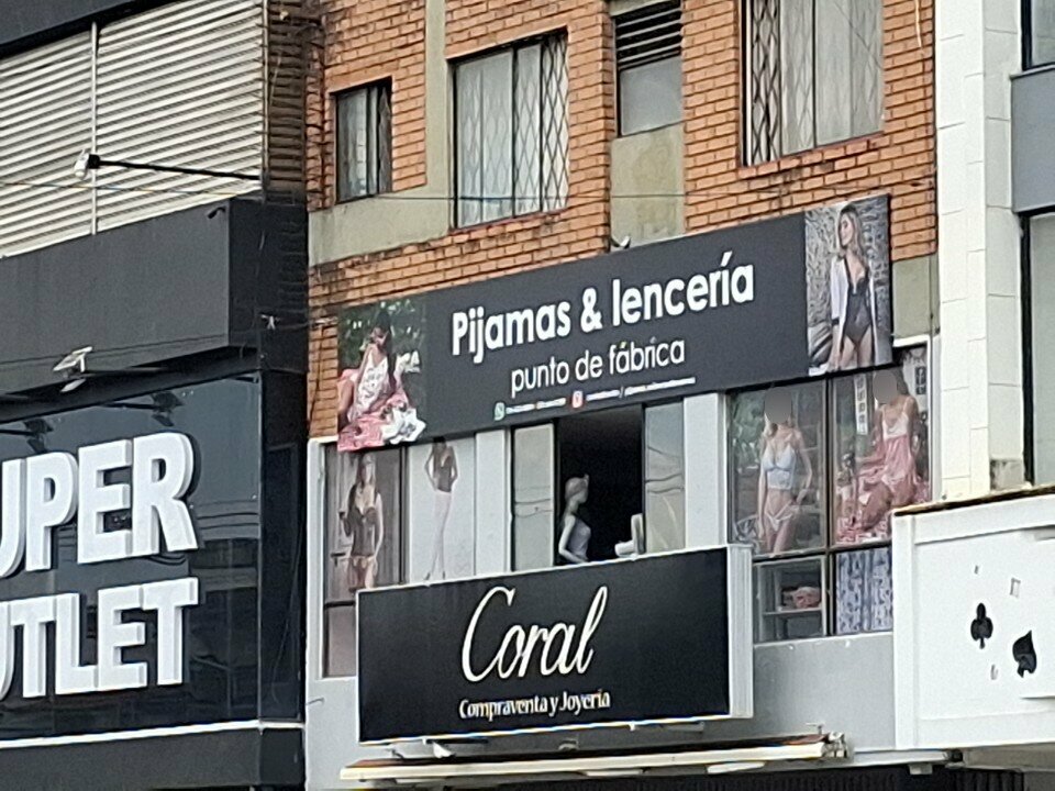 Dış giyim mağazası Pijamas y leceria, Cali, foto