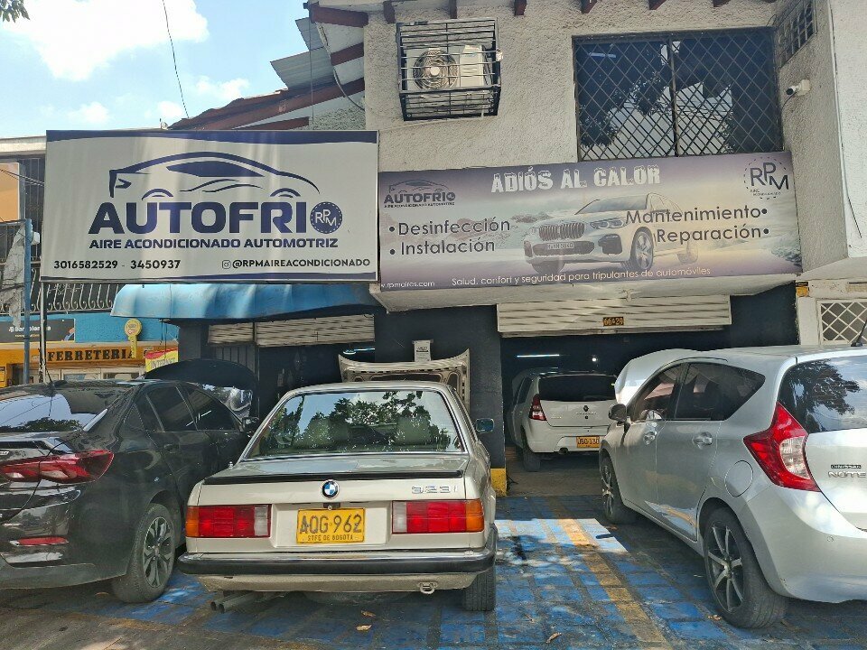 Otomobil yedek parçaları Autofrio, Cali, foto