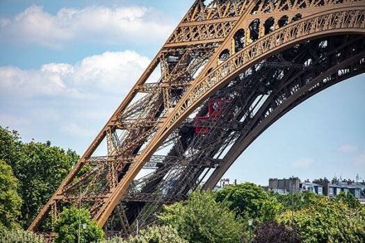 Anıt, heykel Paris Eyfel Kulesi, İstanbul, foto