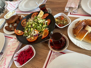 Rada Restaurant & A'La Carte (Antalya, Kemer, Çamyuva Mah., Hürriyet Cad., 40), restoran  Kemer'den
