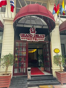 Grand Deluxe Hotel (Samsun, İlkadım, Necip Bey Cad., 95/1), otel  Samsun'dan