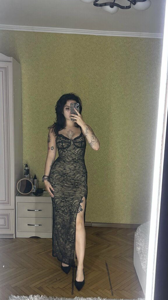 Kıyafet tamiri Maru Lopes, Moskova, foto