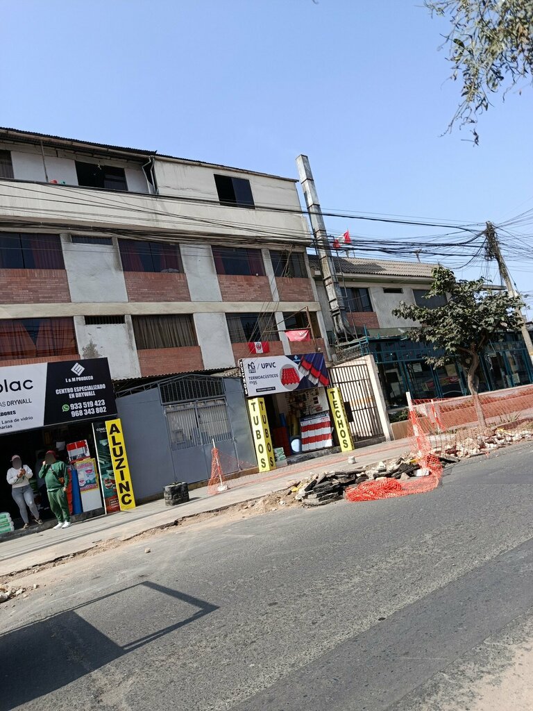 Çatı ve çatı materyalleri MG Group, Lima, foto
