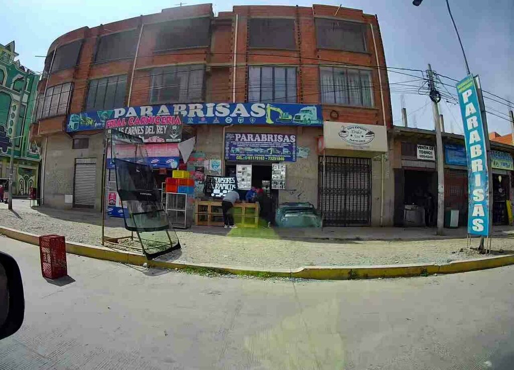 Motosiklet yedek parçaları Vidcla , El Alto, foto