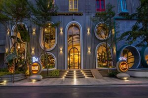 The Twizt Hotel (Krong Siem Reap), otel  Siem Reap'tan