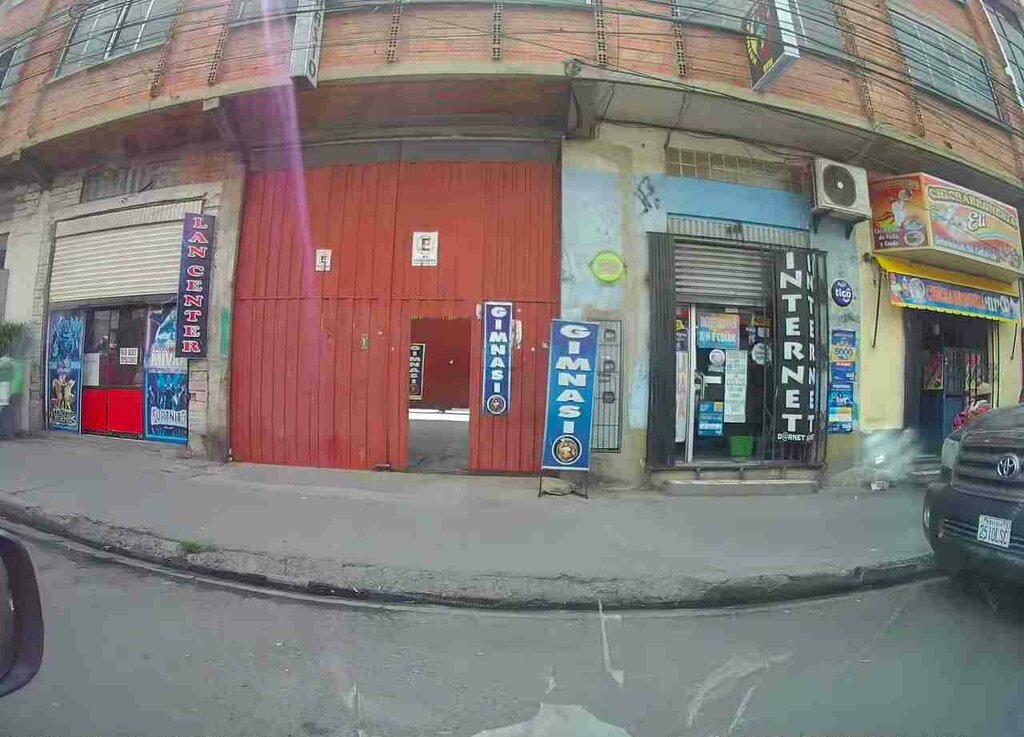 Spor ve jimnastik salonları Expert Gymnasium, El Alto, foto