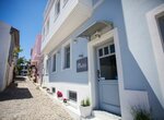 Ela Tenedos Otel (Çanakkale, Bozcaada, Cumhuriyet Mah., İnönü Cad., 69-3), otel  Bozcaada'dan