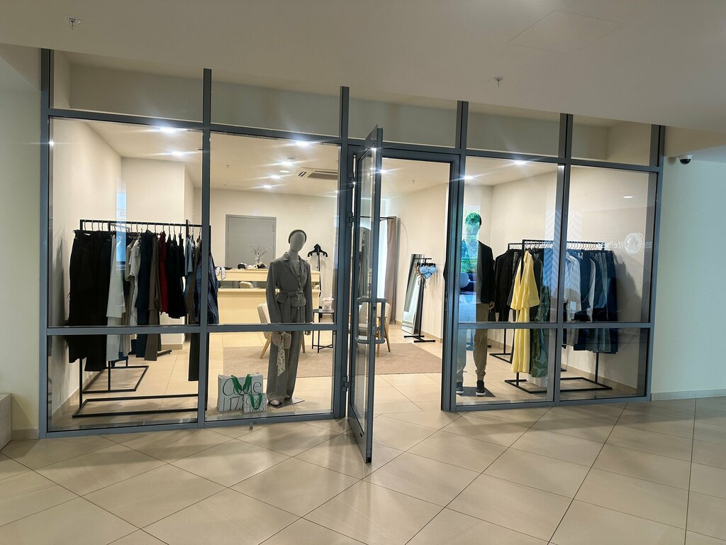 Giyim mağazası Магазин одежды, Saint‑Petersburg, foto