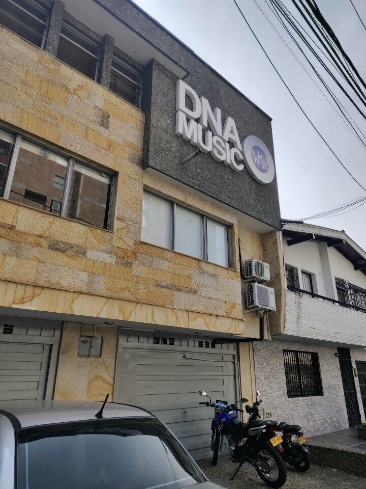 Müzik okulları ve konservatuarlar Dna music, Medellin, foto