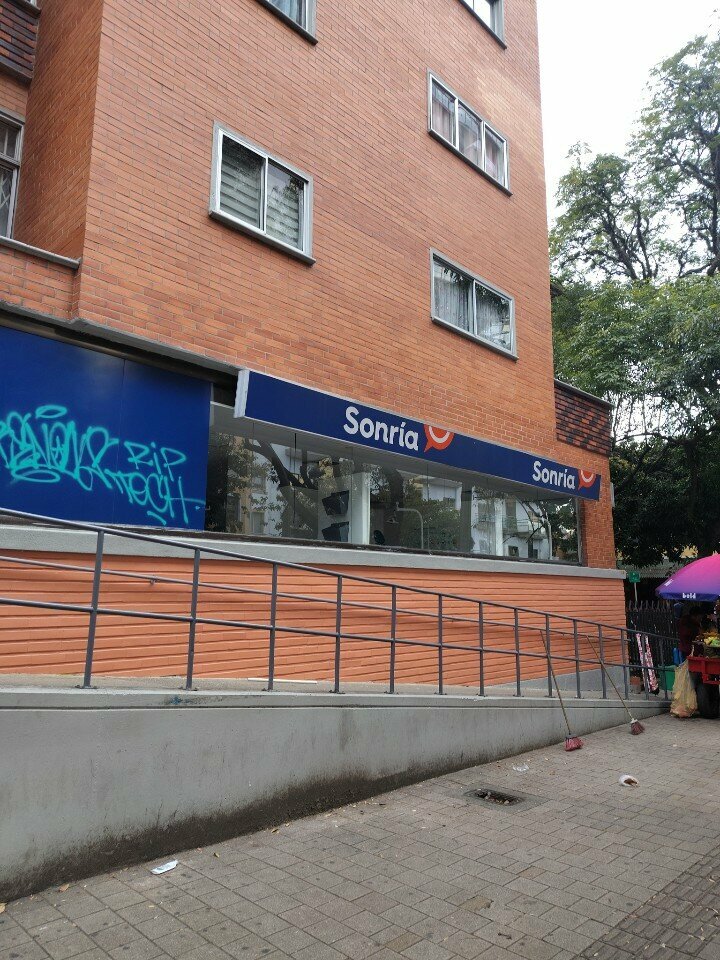 Hastaneler Smile, Medellin, foto