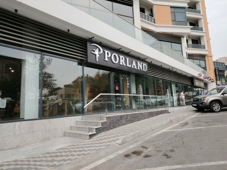 Züccaciye mağazaları Porland, Bakü, foto