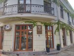 Art Gallery Skhivi (Ilia Chavchavadze Square No:6), sergi salonu