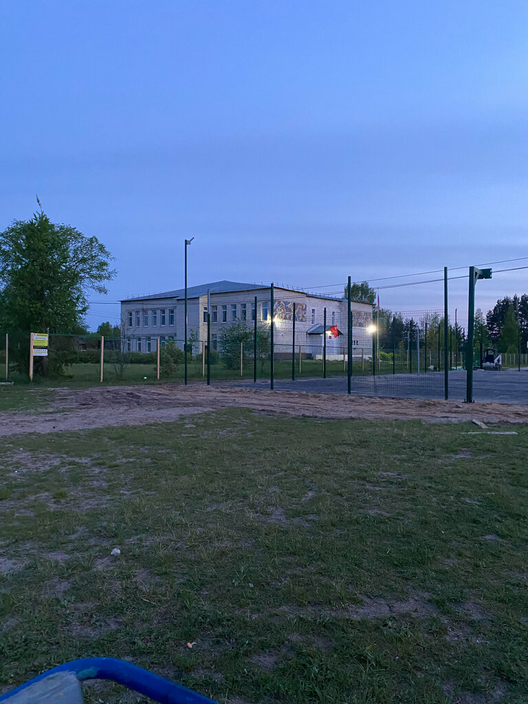 Ortaokul Munitsipalnoye byudzhetnoye obshcheobrazovatelnoye uchrezhdeniye Makaryevskaya osnovnaya shkola, Nijegorodskaya oblastı, foto