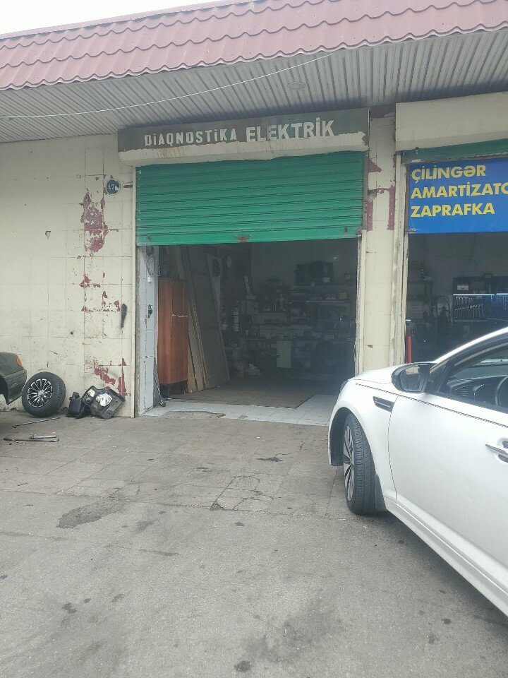 Oto kaporta Çilingər, Bakü, foto