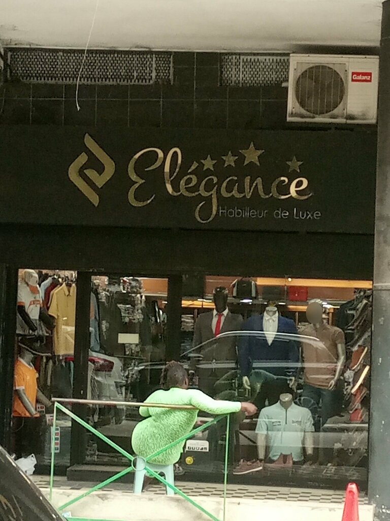 Giyim mağazası Élégance, Abican, foto
