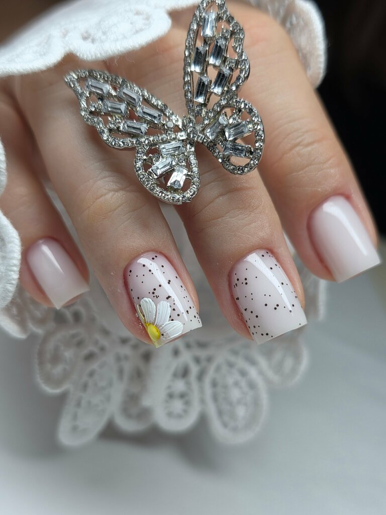 Manikür-pedikür Nailgusarova, Moskova, foto