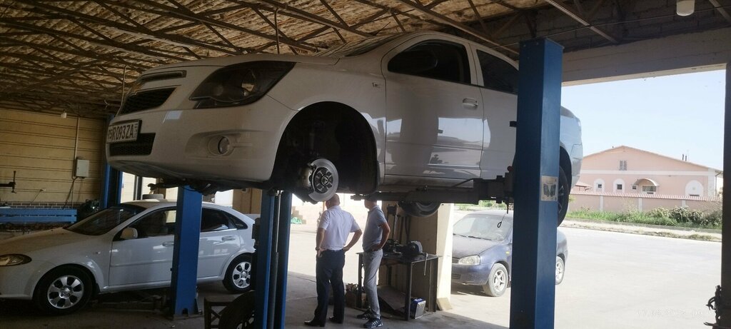 Otomobil servisi Jarkurgan Automobile Service, Surhanderya eyaleti, foto