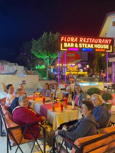 Flora Steak House Restaurant & Bar (Antalya, Manavgat, Ilıca Mah., 278. Sok., 12), restoran  Manavgat'tan