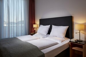 Ameron Residence Die Welle (Hesse, Frankfurt, Leerbachstraße), otel  Frankfurt am Main'den