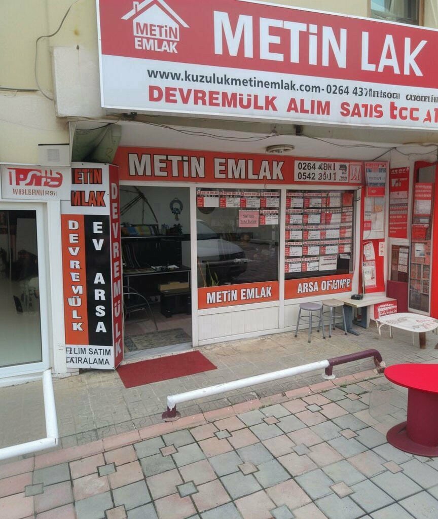 Emlak ofisi Kuzuluk Emlak, Akyazı, foto