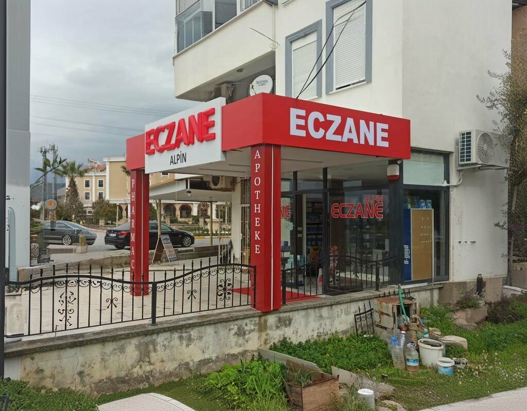 Eczaneler Alpin Eczanesi, Edremit, foto