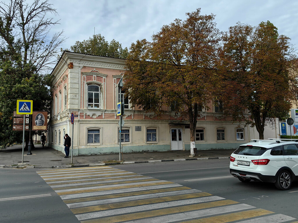 Turistik yerler Жилой дом А. Мочалиной, Azov, foto