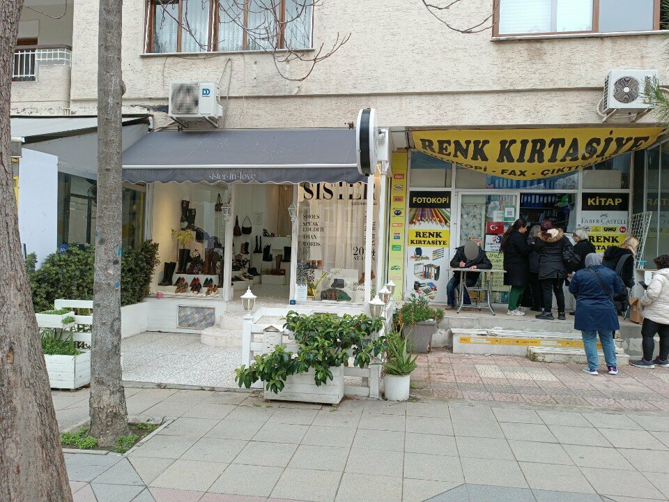 Kırtasiyeler Renk Kırtasiye, İzmir, foto