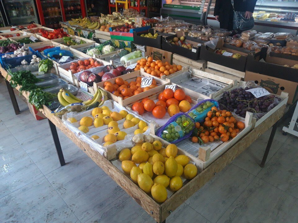 Manavlar Vegetable and Fruit Store, Almatı, foto