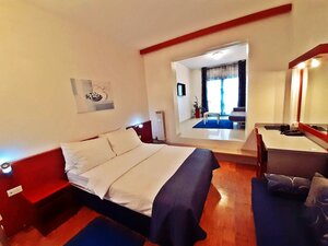 Hotel Vodisek (Koper, mesto Koper, Istrska Cesta), otel  Koper'den