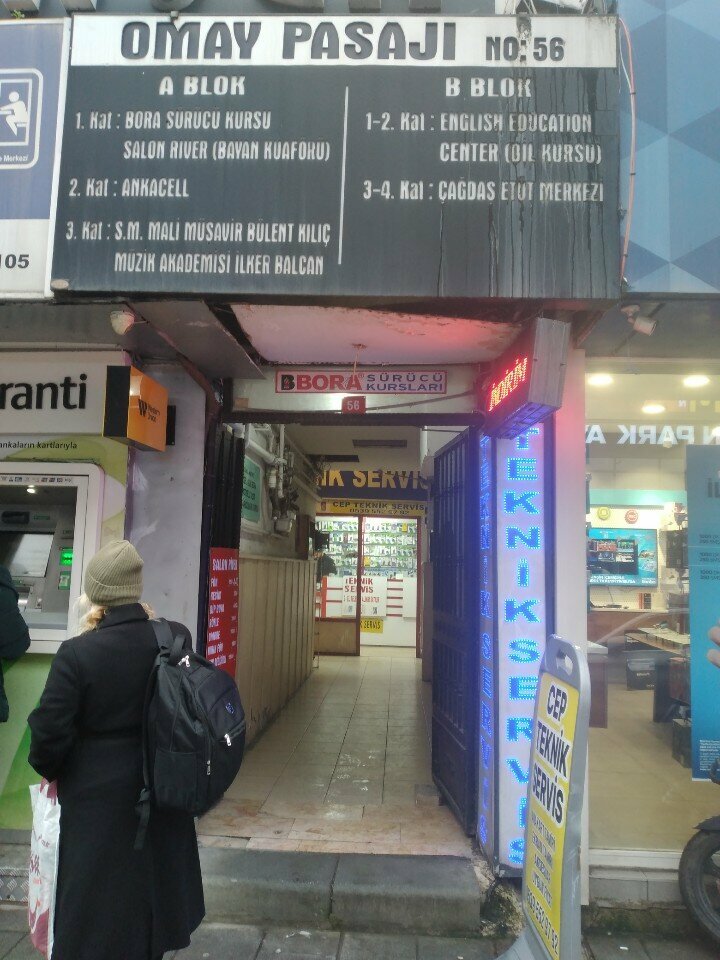 Pazarlar ve çarşılar Omay Pasajı, İstanbul, foto