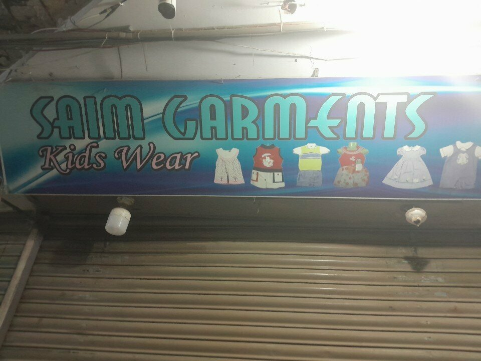 Dış giyim mağazası Saim garments, Karaçi, foto