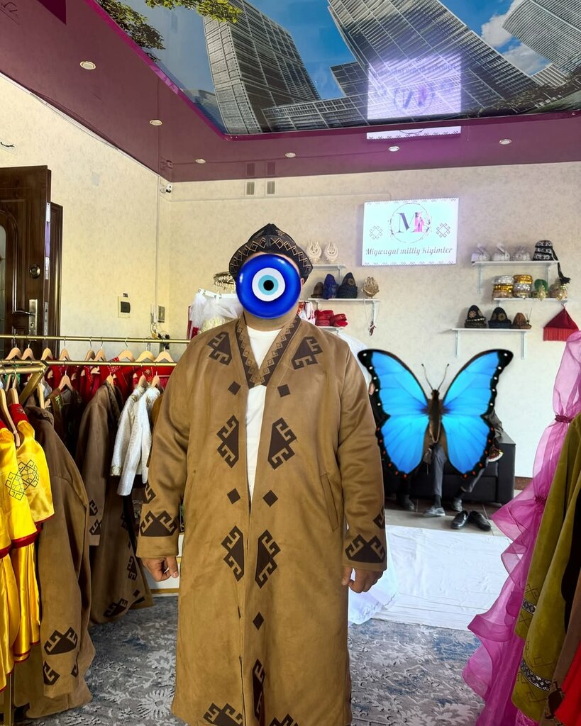 Giyim mağazası Каракалпакская национальная одежда, Nukus, foto