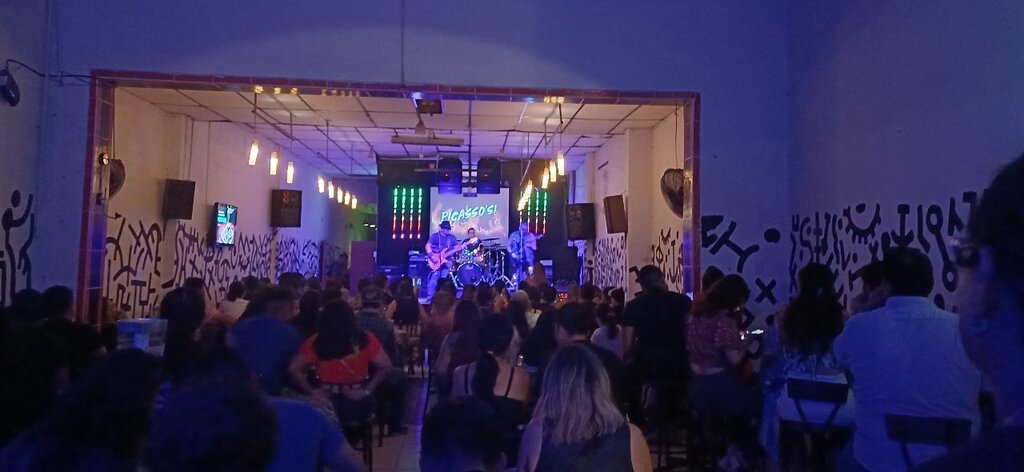 Bar Picasso's Boulevard, Santa‑Krus, foto