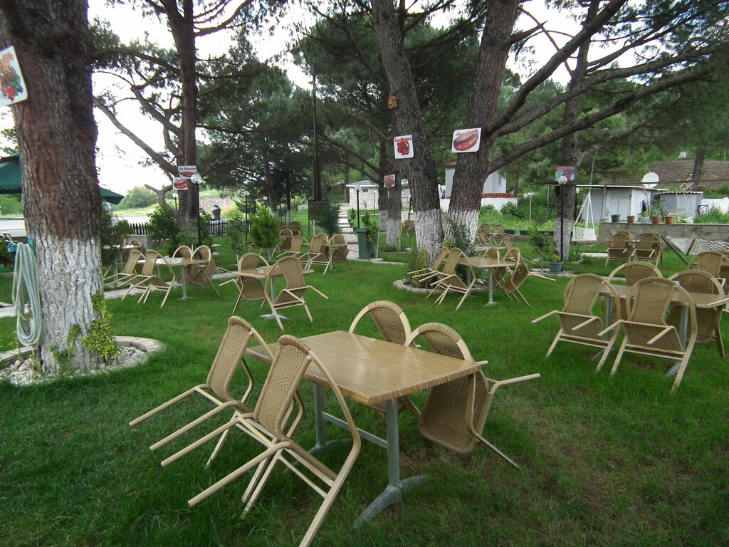 Fast food Çiftlikoğlu Kır Bahçesi, İvrindi, foto