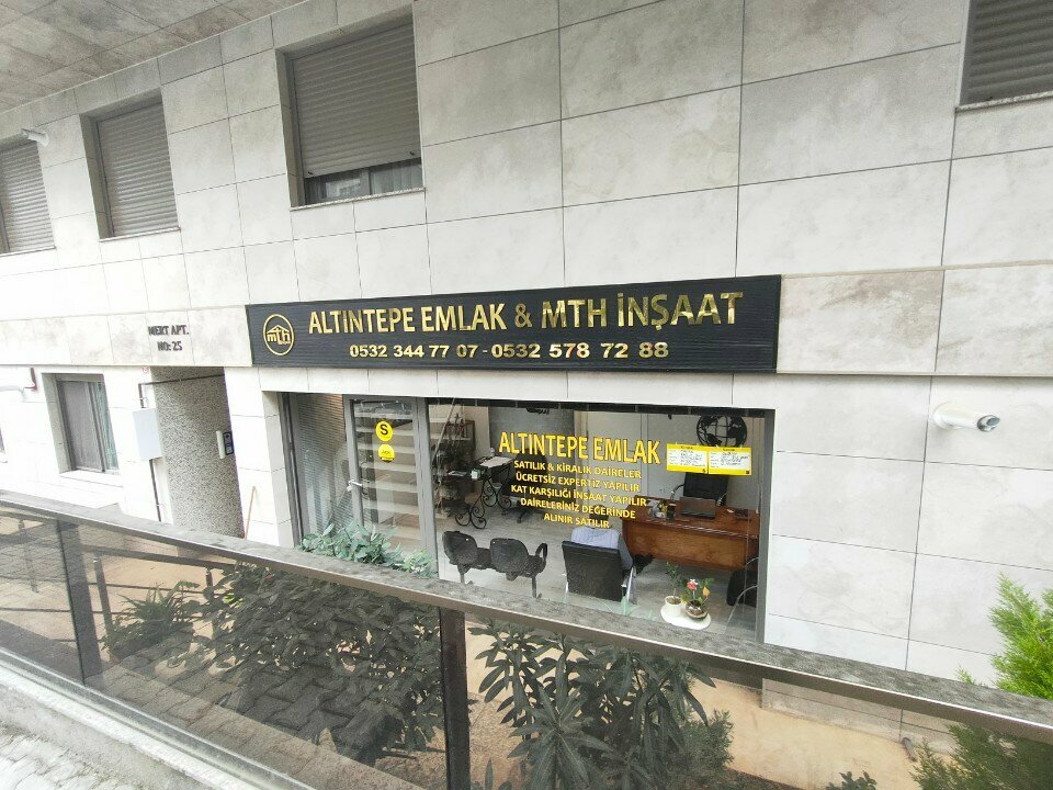Emlak ofisi Altıntepe Emlak, İstanbul, foto