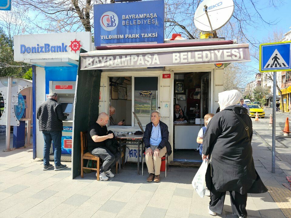 Taksi Yıldırım Taksi, İstanbul, foto