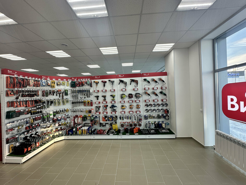 Elektrik ve benzinle çalışan aletler Vseinstrumenti.ru, Tataristan, foto