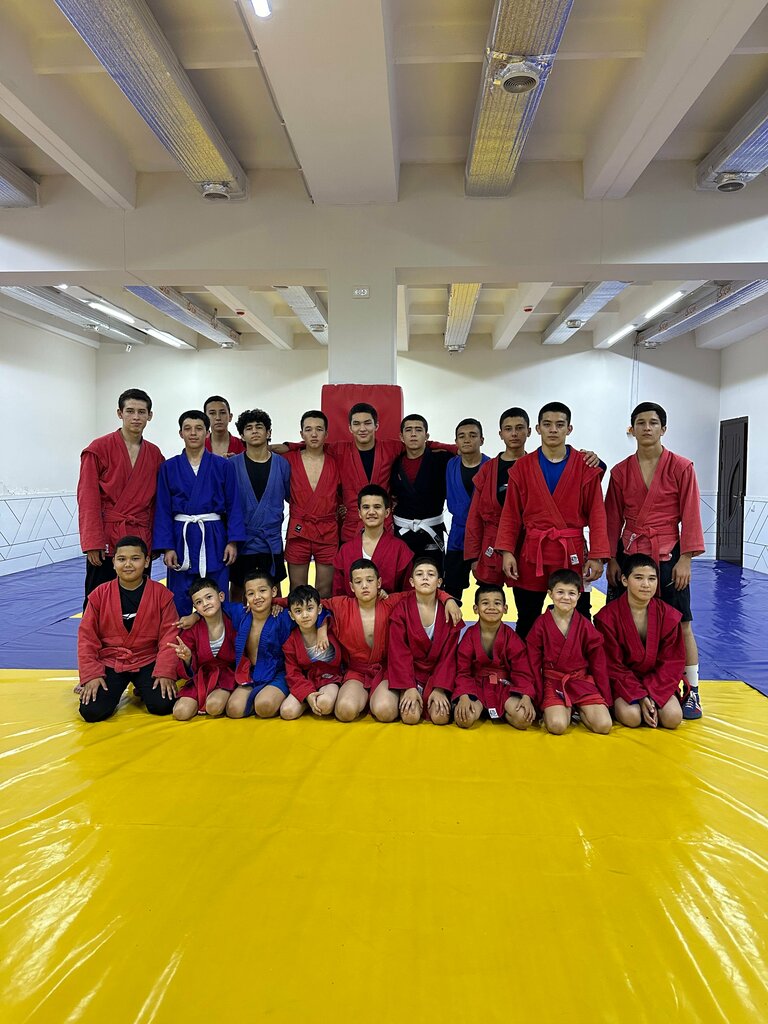 Spor kulüpleri Kaizen Old School, Taşkent, foto