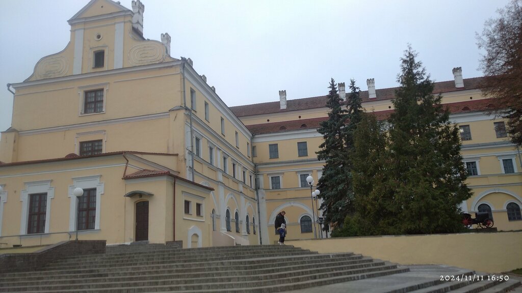 Dans okulları Shkola Iskusstv № 3 Guo, Pinsk, foto