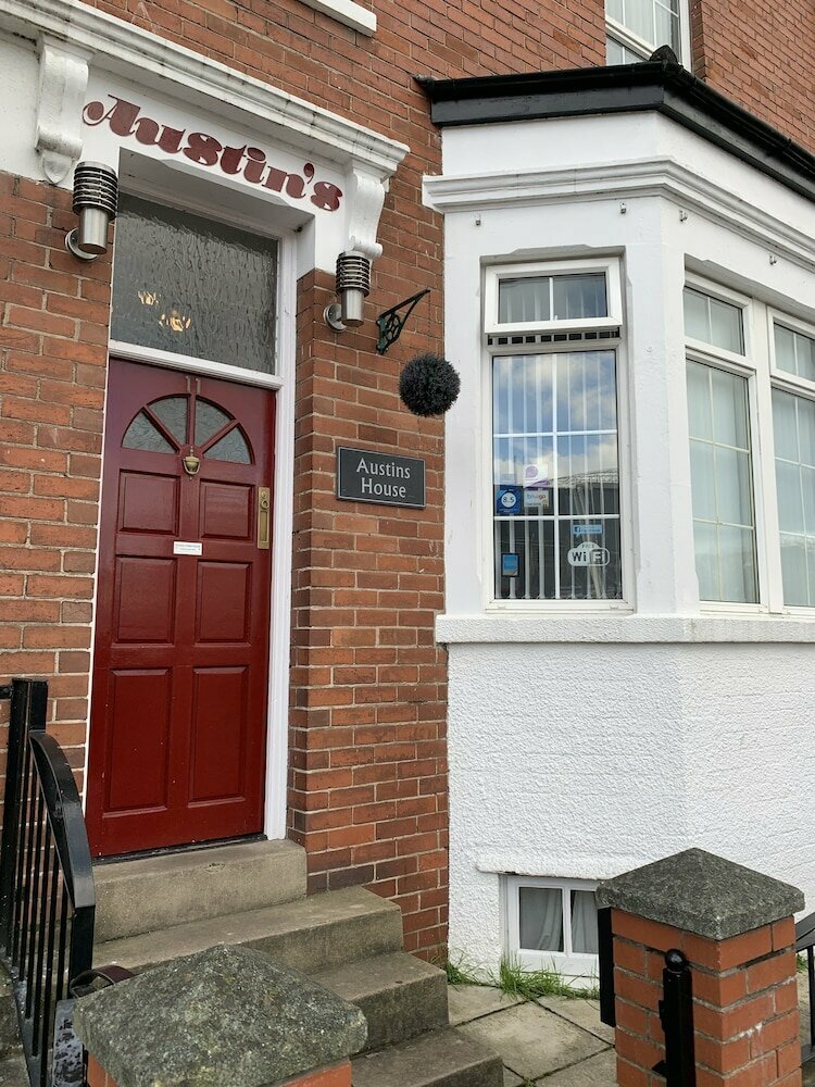 Otel Austins Self Service Guest House, Cardiff, foto