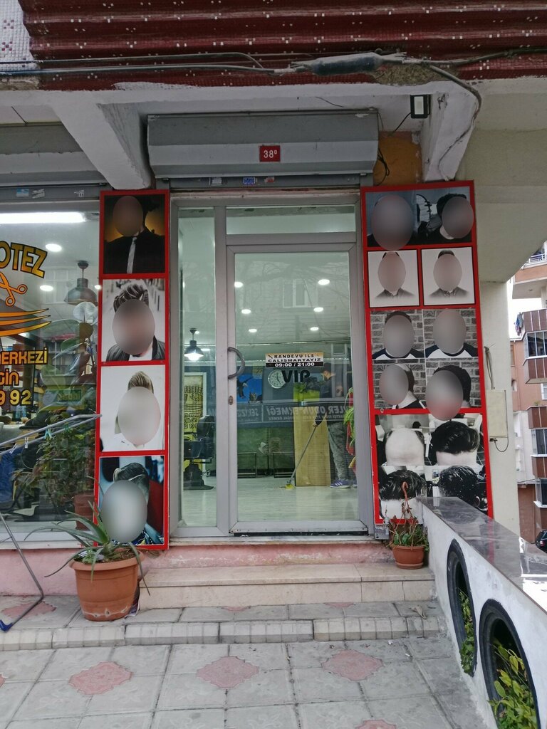 Berberler Tarzım Protez ve Saç Tasarım Merkezi, İstanbul, foto