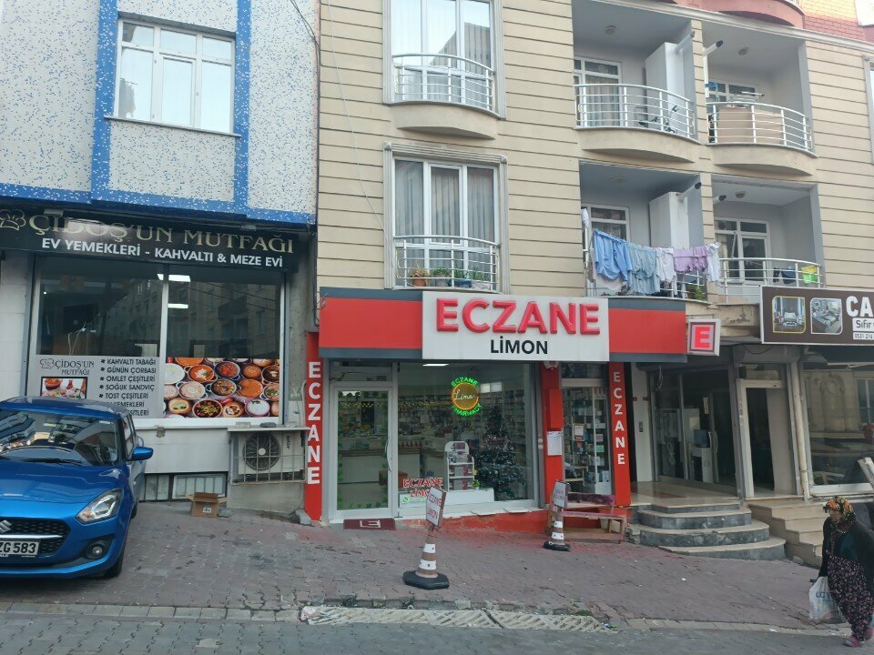 Eczaneler Limon Eczanesi, İstanbul, foto