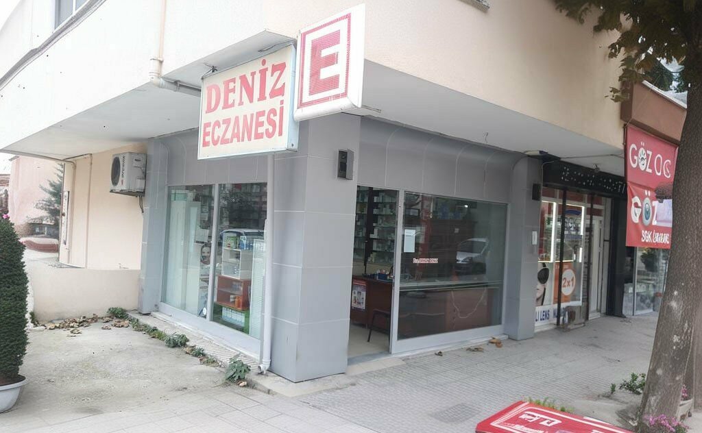 Eczaneler Deniz Eczanesi, Çiftlikköy, foto