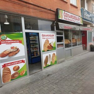 Öz Kardeşler Pide Ekmek Fırını (Bingöl, Bingöl Merkez , İnönü Mah., Park Cad., 3), ekmek fırını  Bingöl'den
