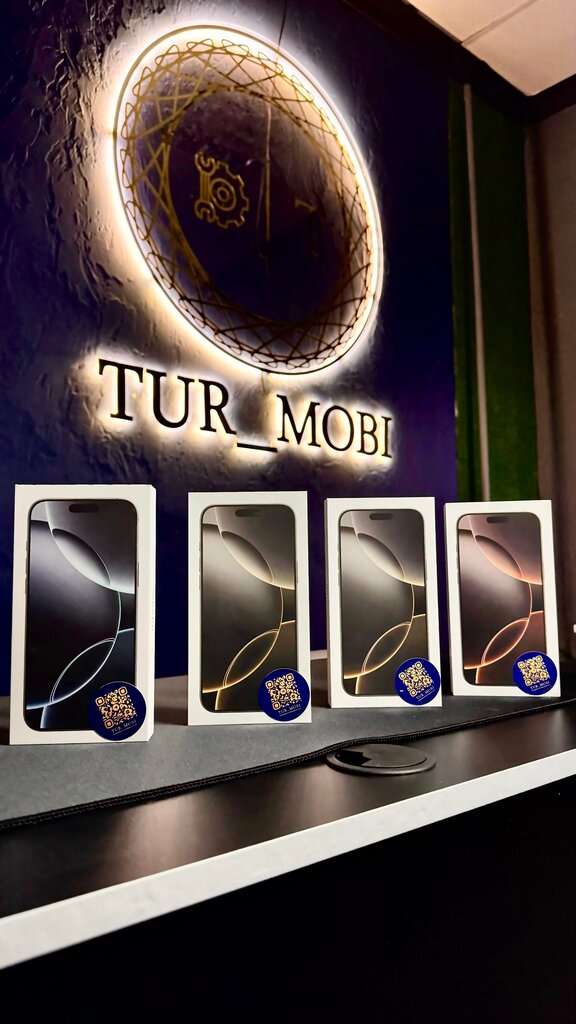 Cep telefonu ve aksesuarları satış mağazaları Tur_mobi, Moskova, foto